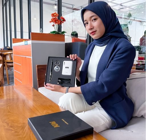 Pusat Souvenir Perusahaan - Seminar Kit Event - Konveksi Seragam Kantor ...