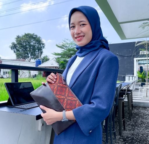 Pusat Souvenir Perusahaan - Seminar Kit Event - Konveksi Seragam Kantor ...